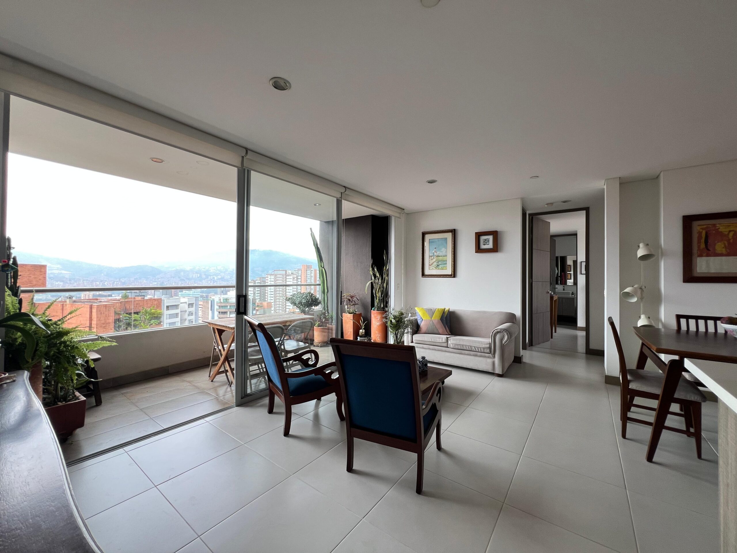 Stylish 2 Bed Apartment for Sale in Castropol, El Poblado (GREAT VIEWS ...