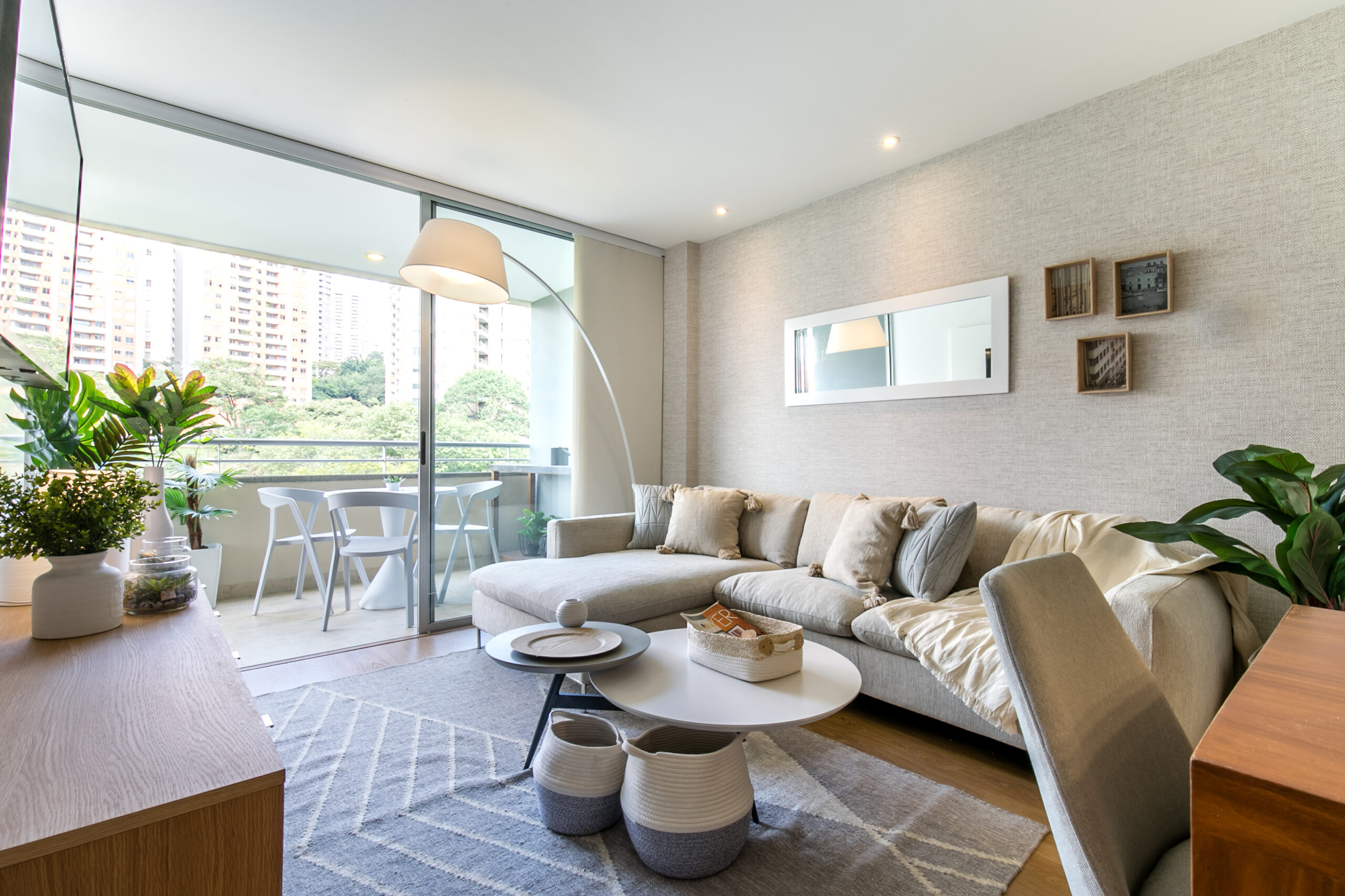 Provenza Paradise: Chic Monthly Rental with Unbeatable Views and ...
